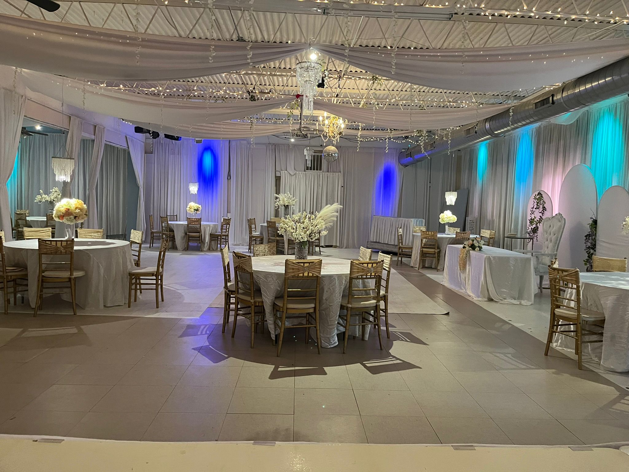 Medium Room Sky Events Center Medium Room Sky Events Center